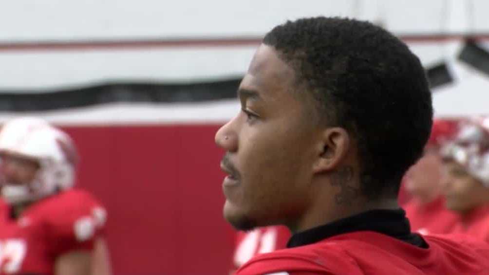 Wisconsin receiver Allen arrested on concealed weapon charge