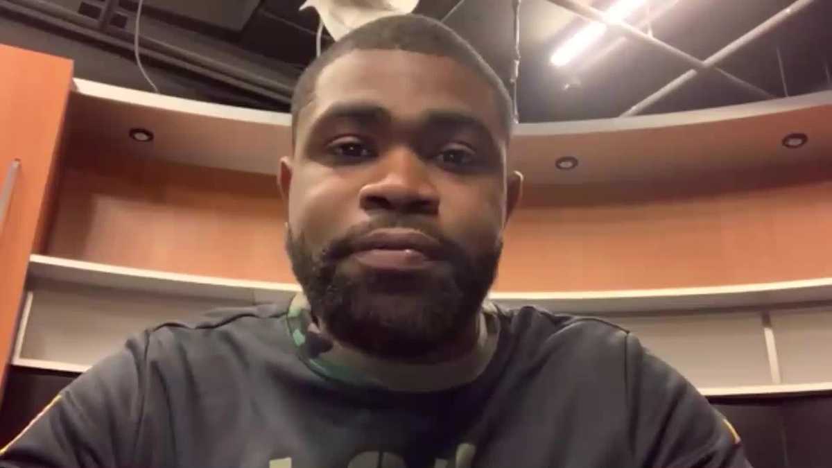 RB Clyde Edwards-Helaire talks after re-signing with Chiefs