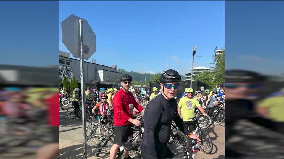 Rush to Crush Cancer bike ride in Pittsburgh