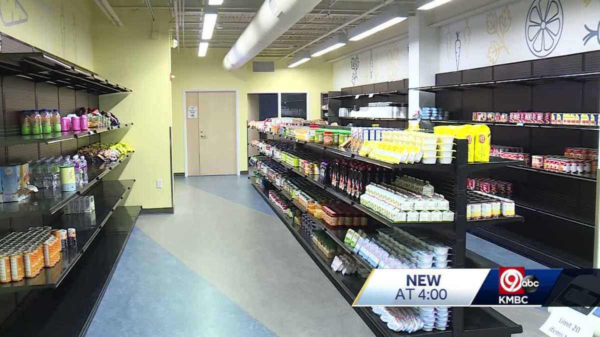 New food pantry, care center opens for UMKC students