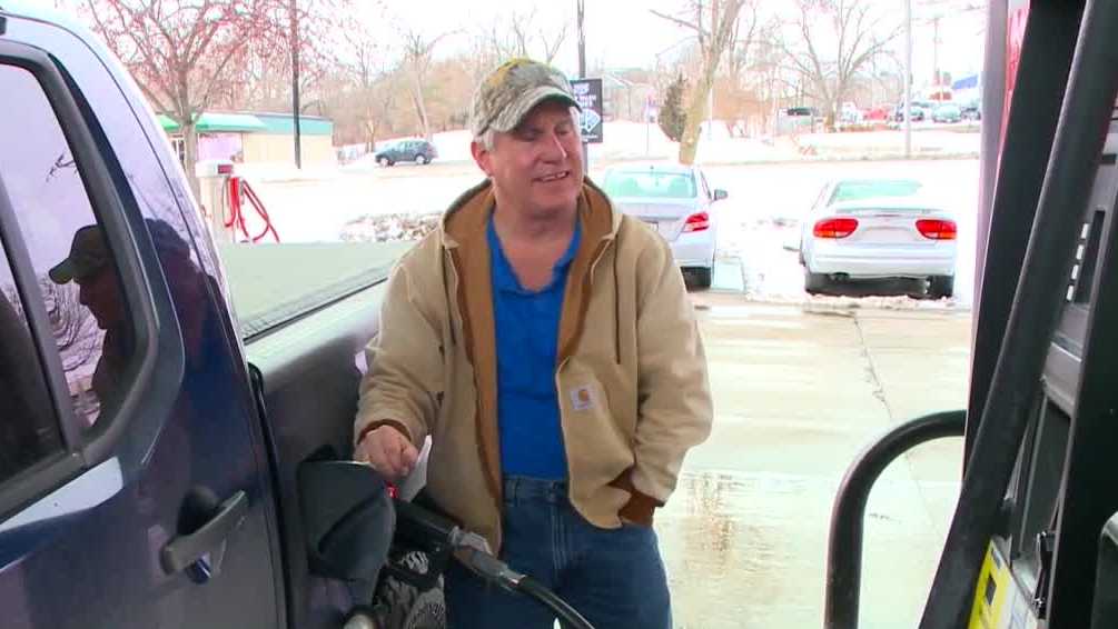 Gas Prices On The Rise An Economist Tells Kcci Why And If They Will Be