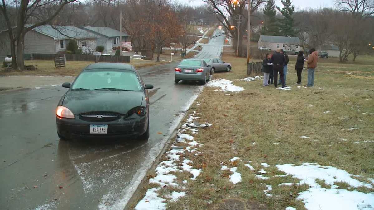 Caught on video: Crashes, falls after Iowa ice storm hits