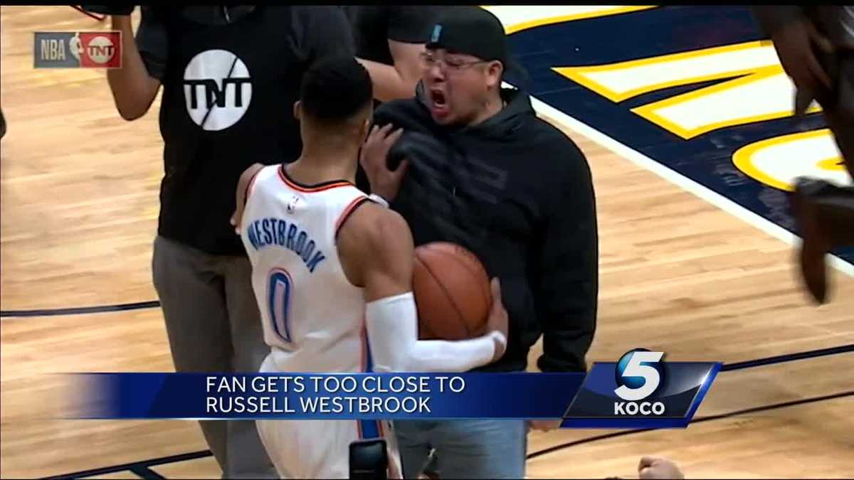 Russell Westbrook shoves fan who walked on court