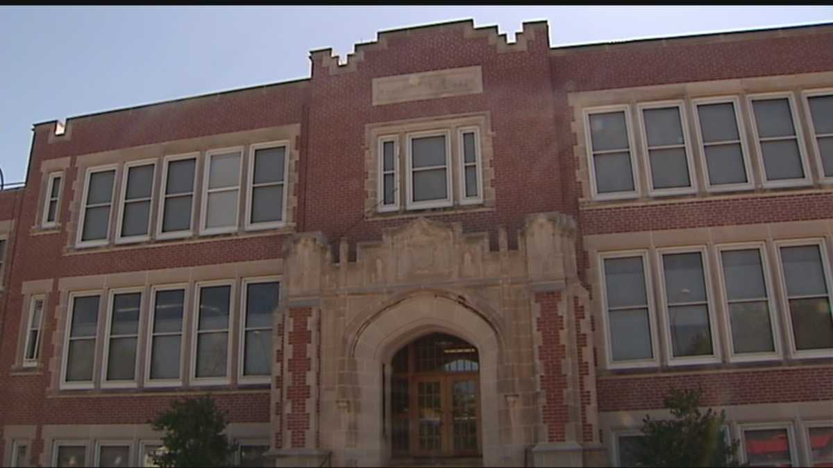 Edgemere creates community school