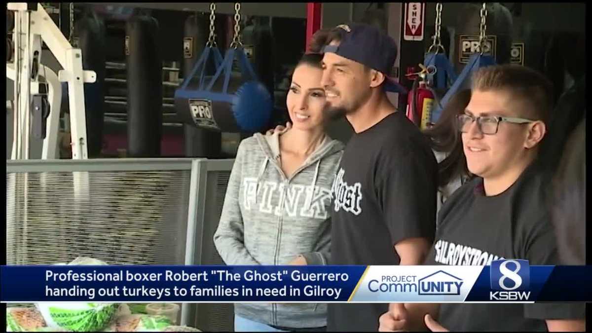 Gilroy boxer ‘The Ghost’ hands out turkeys to those in need