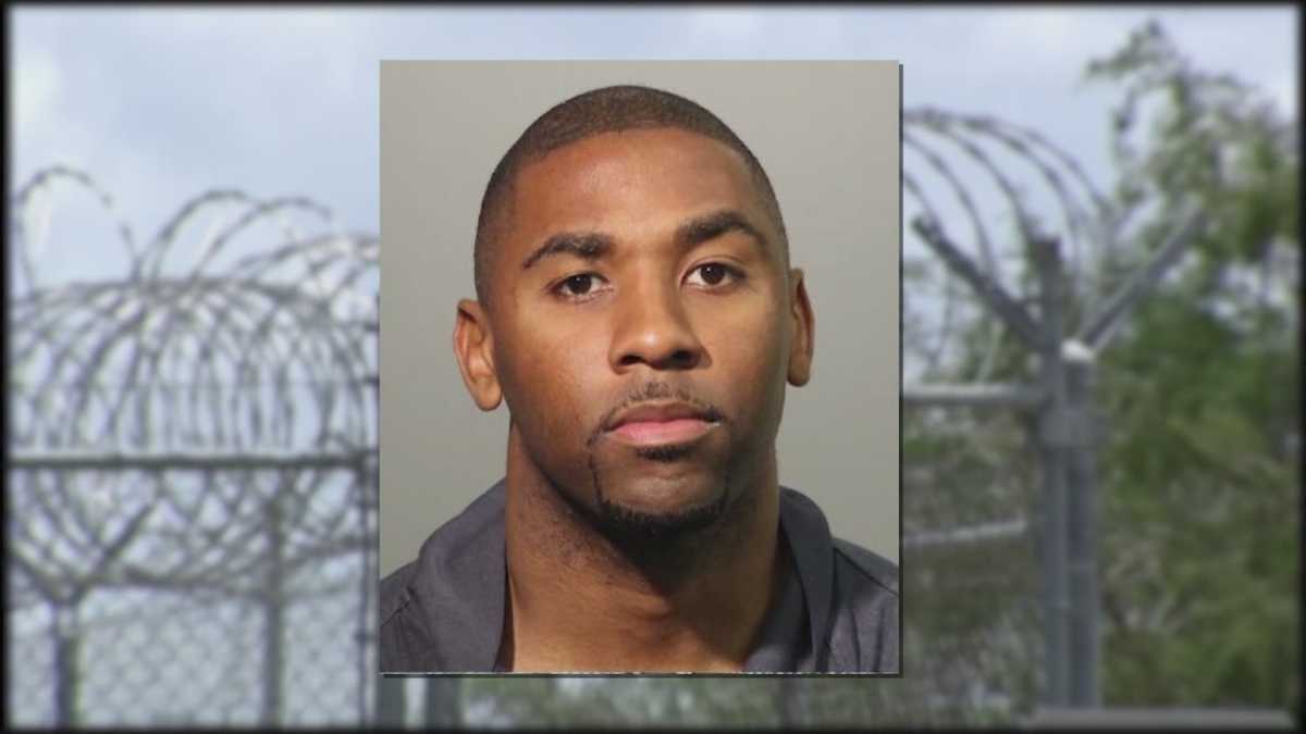 Seminole County attorney accused of providing cell phone to client in jail