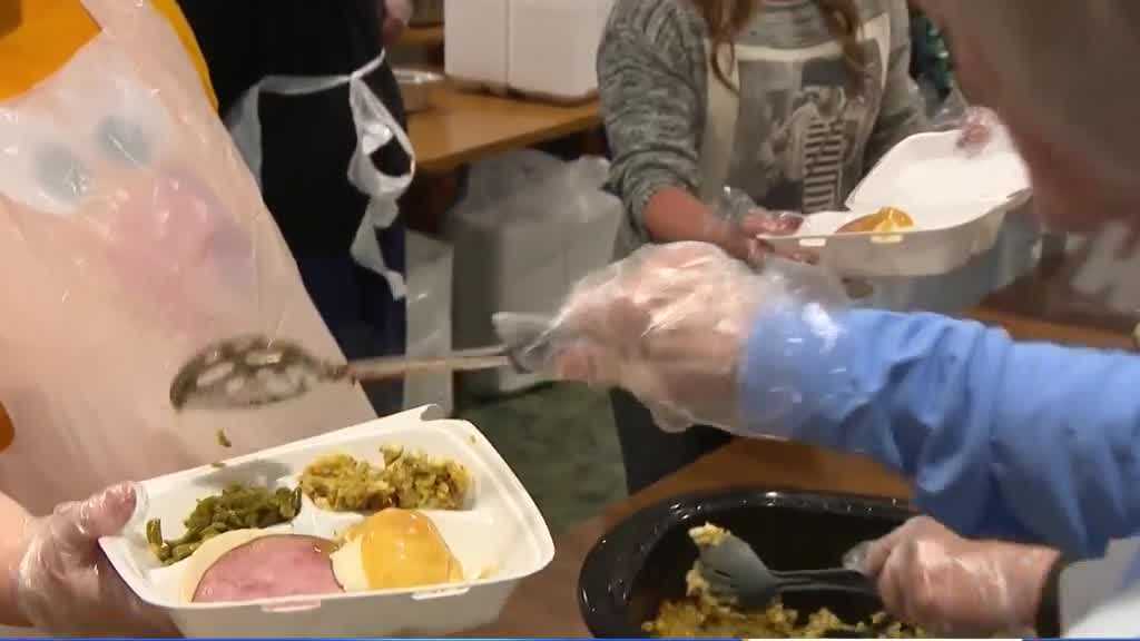 Free Thanksgiving meal: Here's how to request Parks Community ...