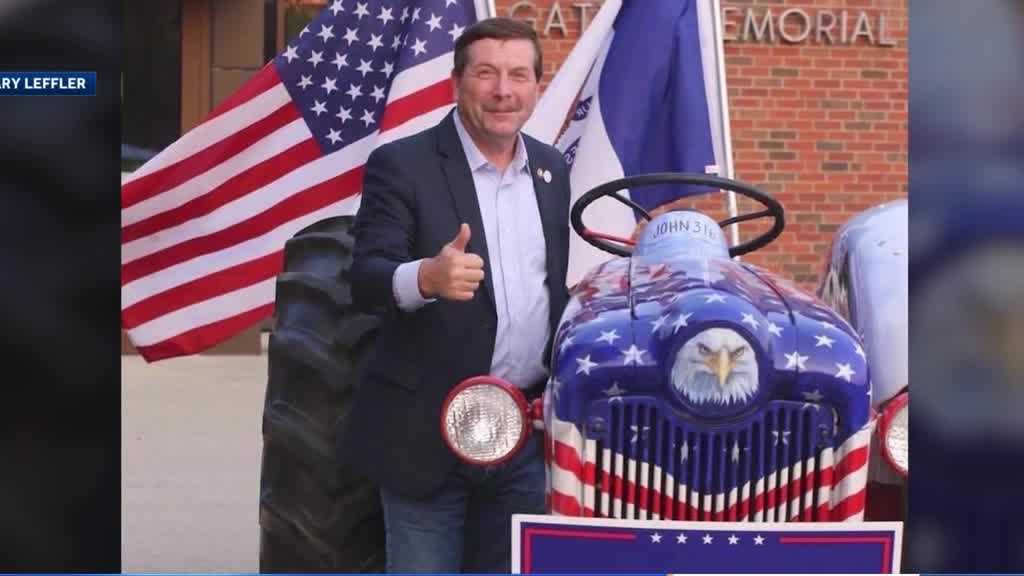 West Des Moines man to drive 'patriotic' tractor in inauguration parade