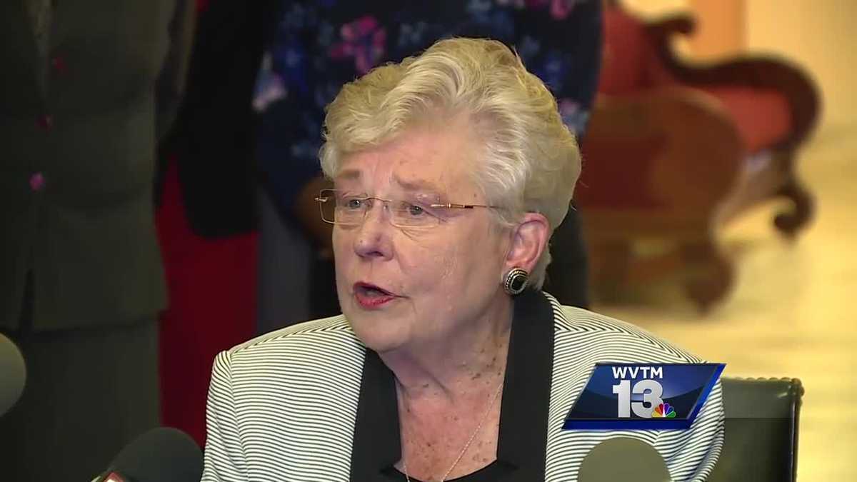 Gov. Kay Ivey meets the media
