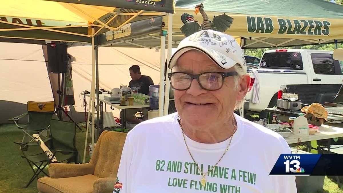 UAB fans flock to Legion Field for Blazers' season opener against ...