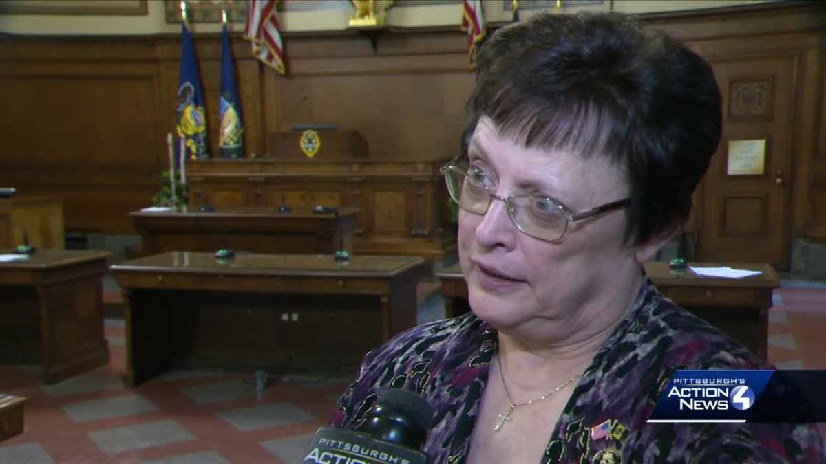 Pittsburgh Councilwoman Darlene Harris honored, denies improperly ...