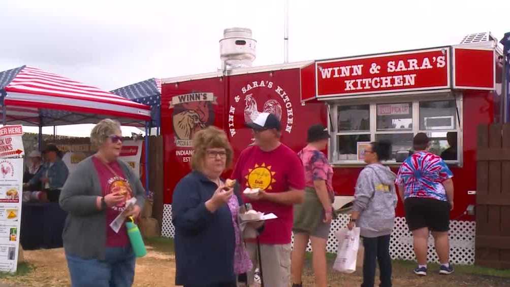 Bacon Cheeseburger Egg Roll wins Iowa State Fair best new food