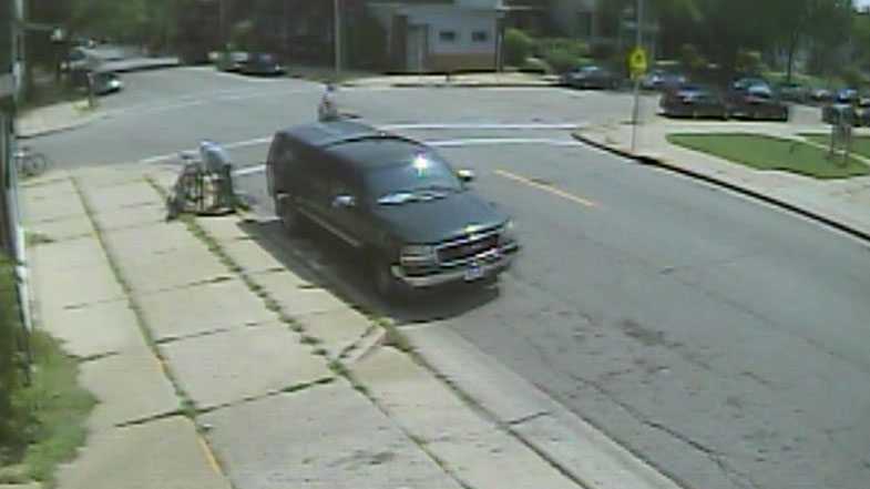 Surveillance Video Shows Man Stealing Bike With Bolt Cutters