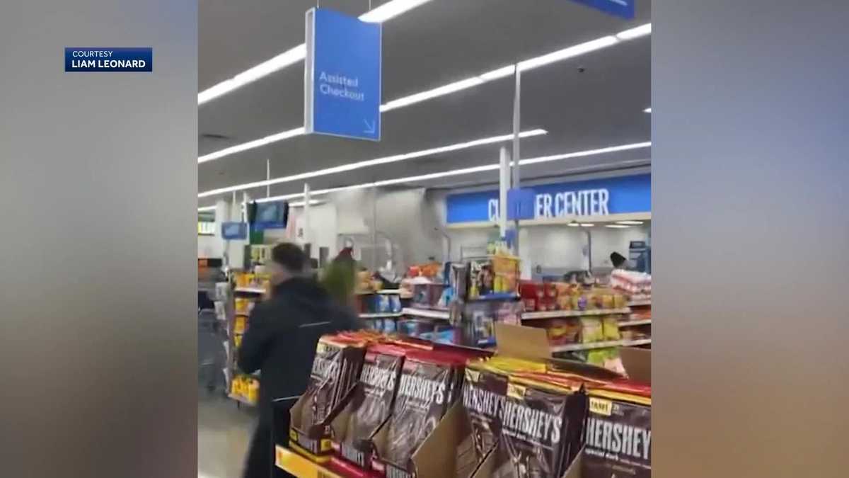 On camera: Water gushes from Walmart ceiling after pipe bursts