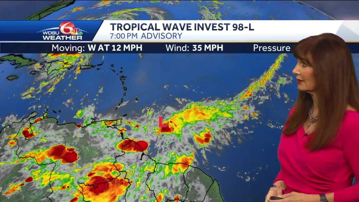 Convection beginning to fire in Invest 98-L