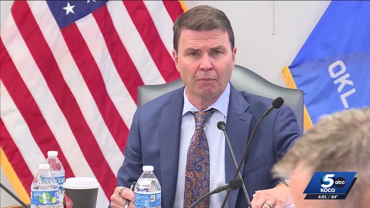 Oklahoma Board of Education meets with interim superintendent Lindel Fields