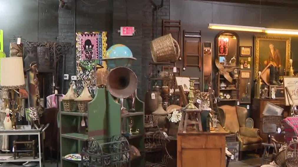 Fleur de Flea's vintage market returns to Waterfront Park
