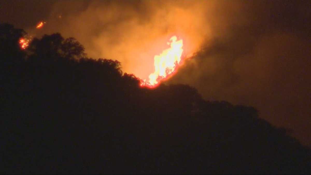 Explosive Lake Berryessa fire grows to 6,000 acres