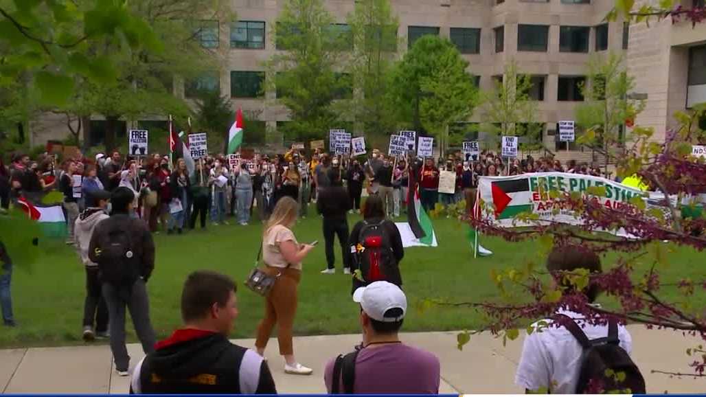 Iowa State students rally for cease-fire in Israel-Hamas war