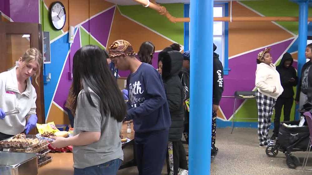 SNAP benefits are back, Iowa families still can't afford to eat