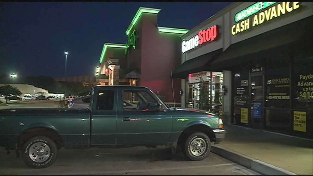 Shopping center heist