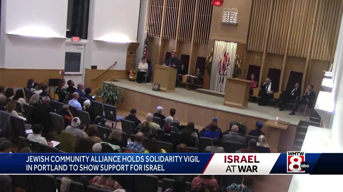 Hundreds attend vigil in Portland to show support for Israel