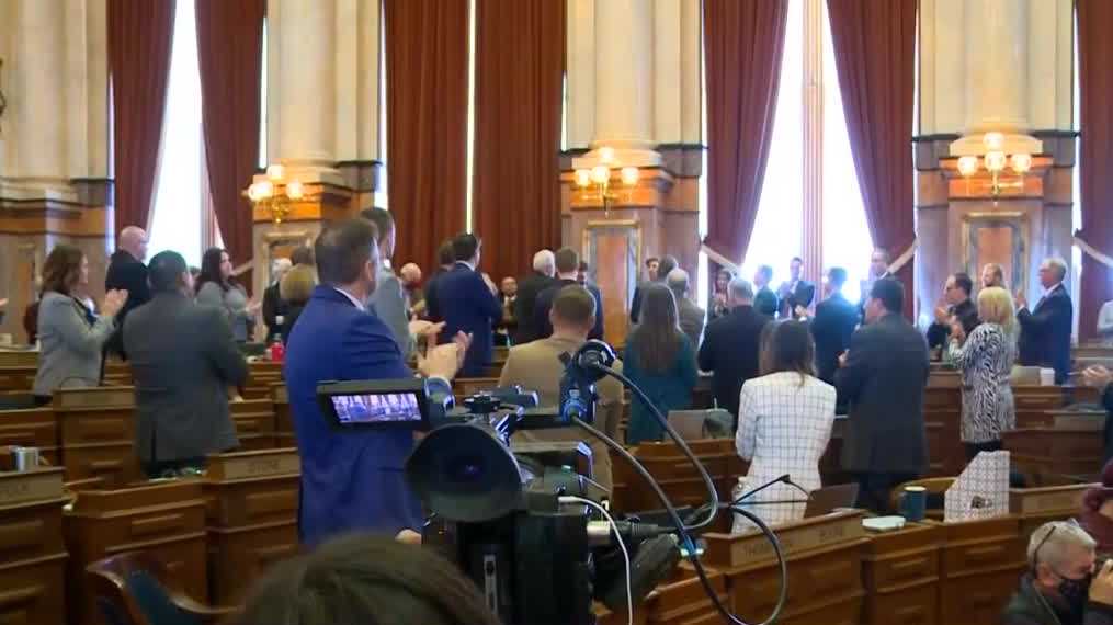 Iowa Legislators Gavel In 2022 Legislative Session