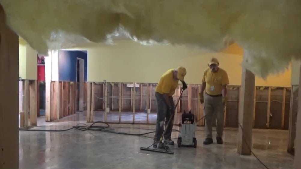 Volunteers from across the country come to help Milwaukee flood victims