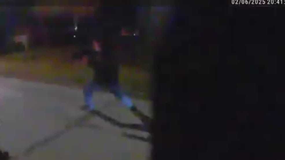 Des Moines police shooting: Body camera footage released