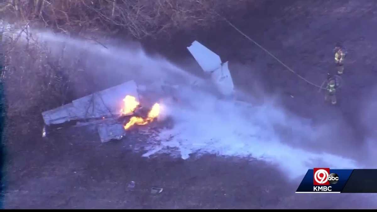 NTSB investigates deadly plane crash in Johnson County NTSB investigates deadly plane crash in Johnson County