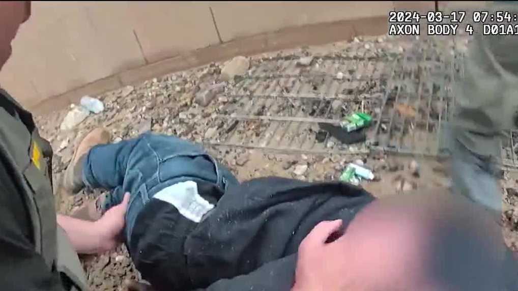 Video 911 Calls Released Of New Mexico State Police Murder Suspect