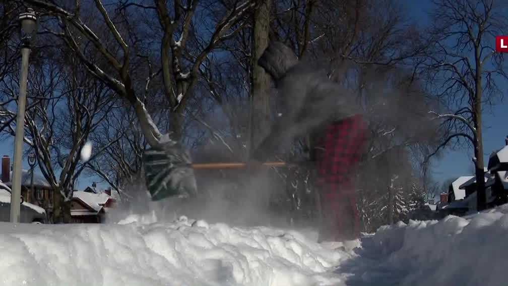 Milwaukeeans dig out after storm before more snow arrives