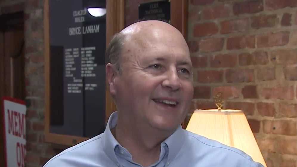 New Albany Mayor Jeff Gahan reelected
