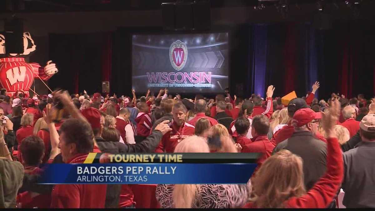 Badger pride shows at pre-game pep rally