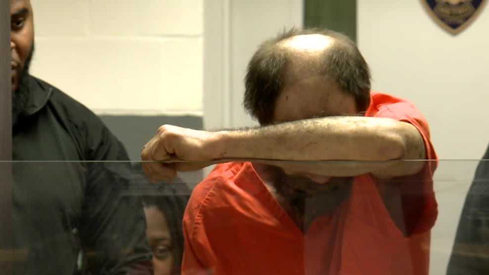 Man accused of corpse abuse in Old Louisville has bond set at $100,000