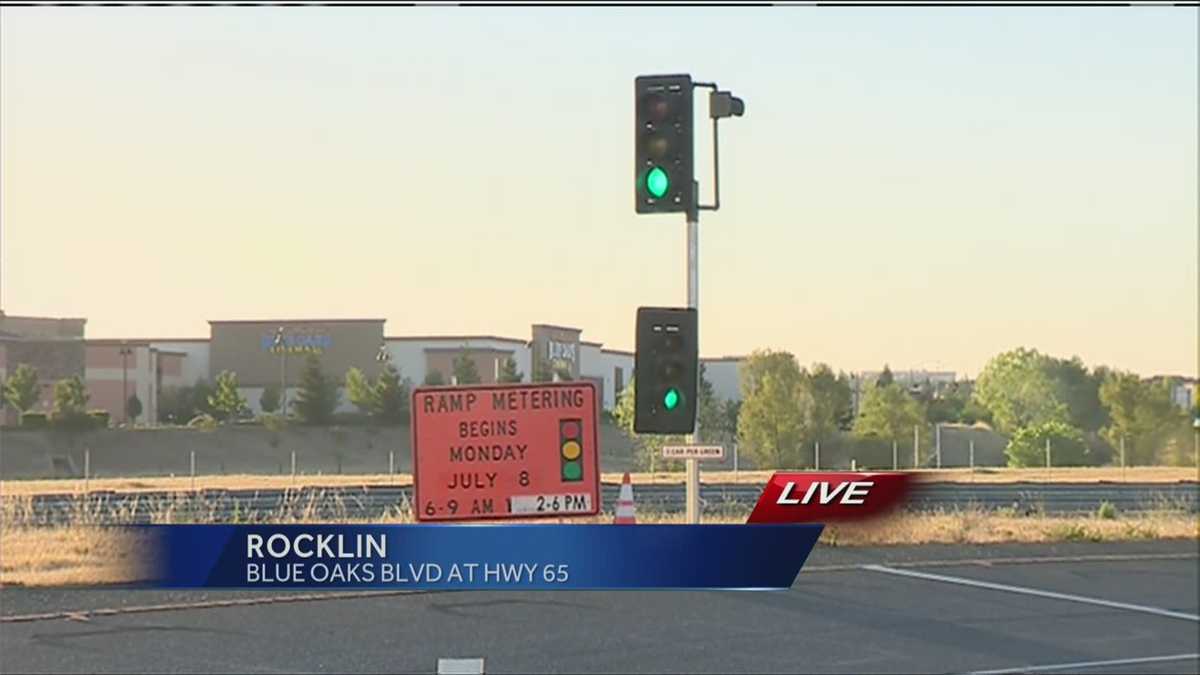 Caltrans installs freeway meter lights in Rocklin