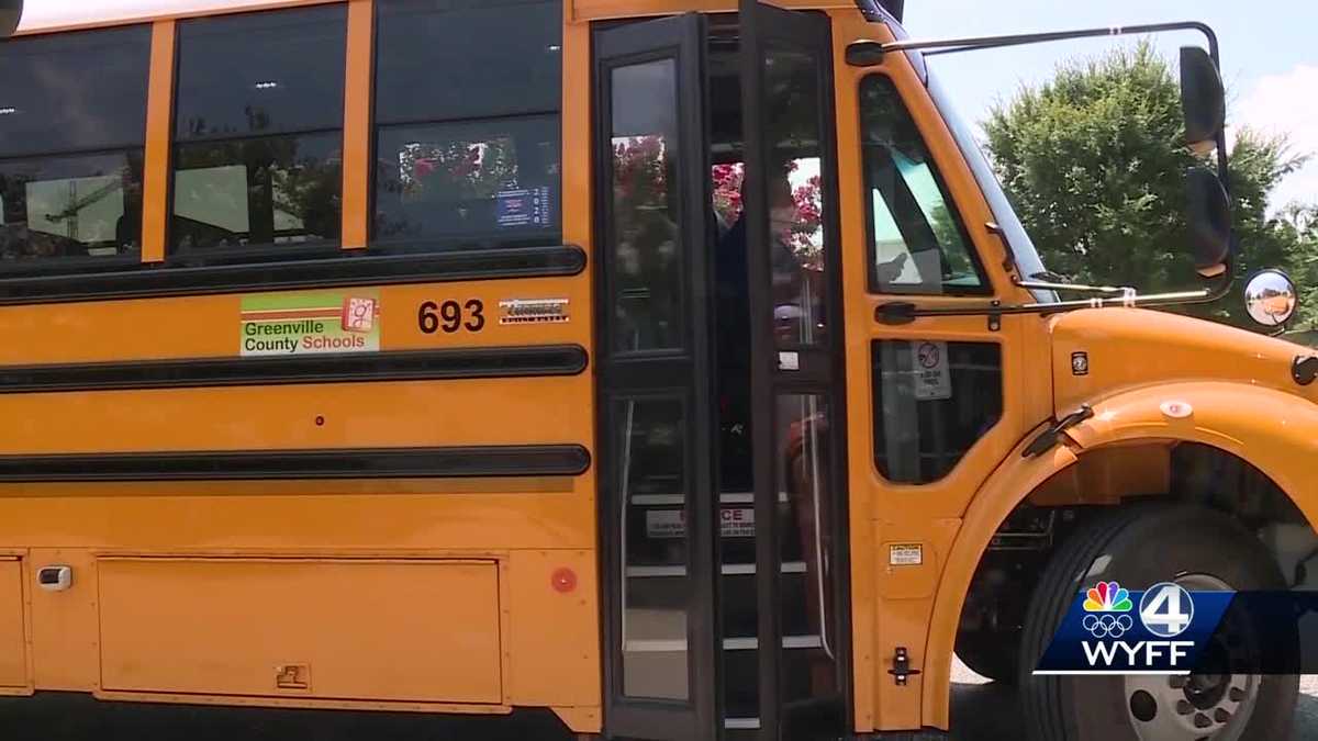South Carolina: Upstate school districts now hiring bus drivers