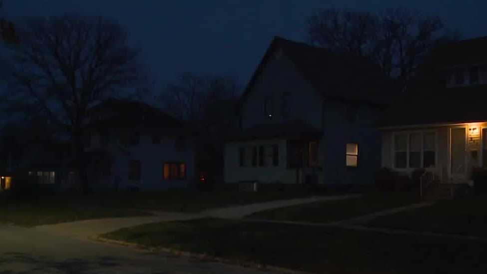 Three dogs killed by Fort Dodge police as they attack woman Three dogs killed by Fort Dodge police as they attack woman