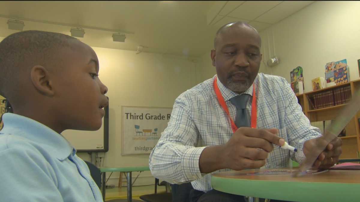 Baltimore expands reading tutor program