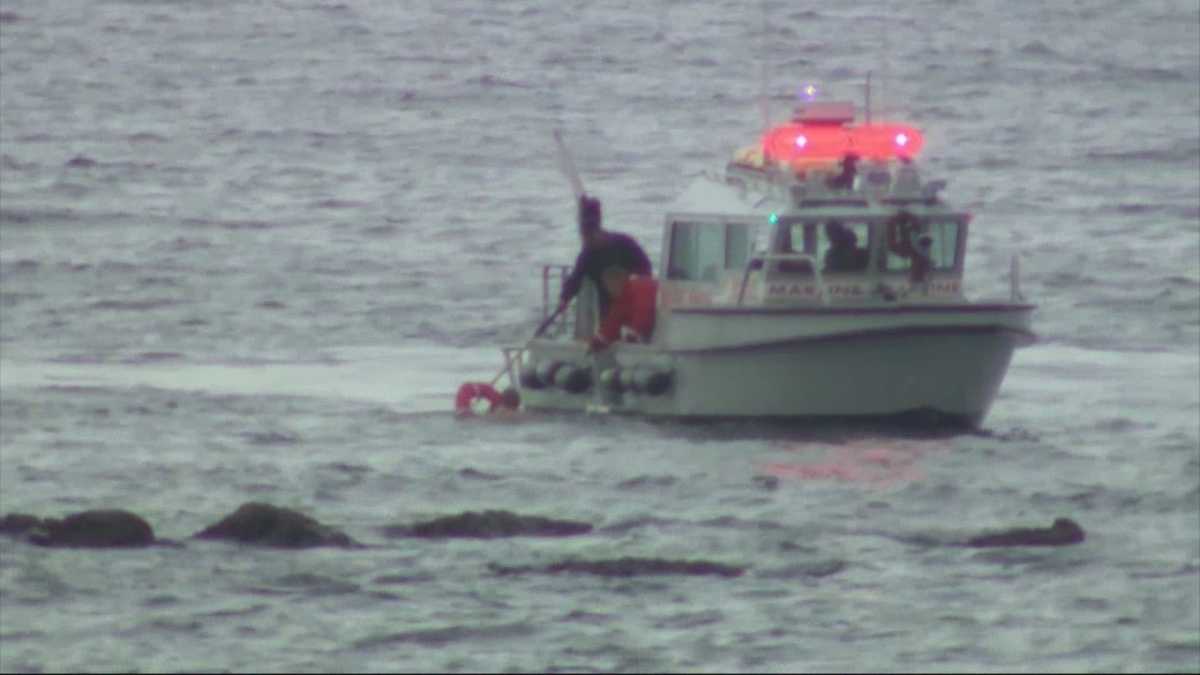 Swimmer rescued off Mingo Beach in Beverly
