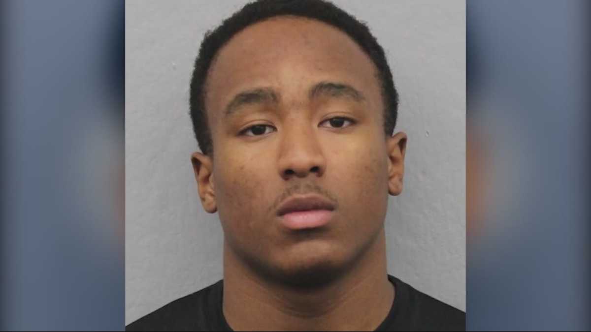Curry College student arrested on charges of gun possession in dorm room