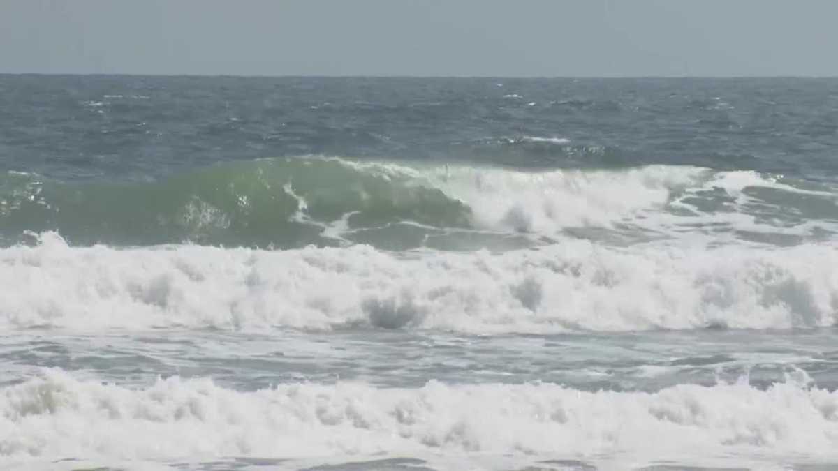 Hurricane Fiona impact: Florida beaches prepare for rough surf