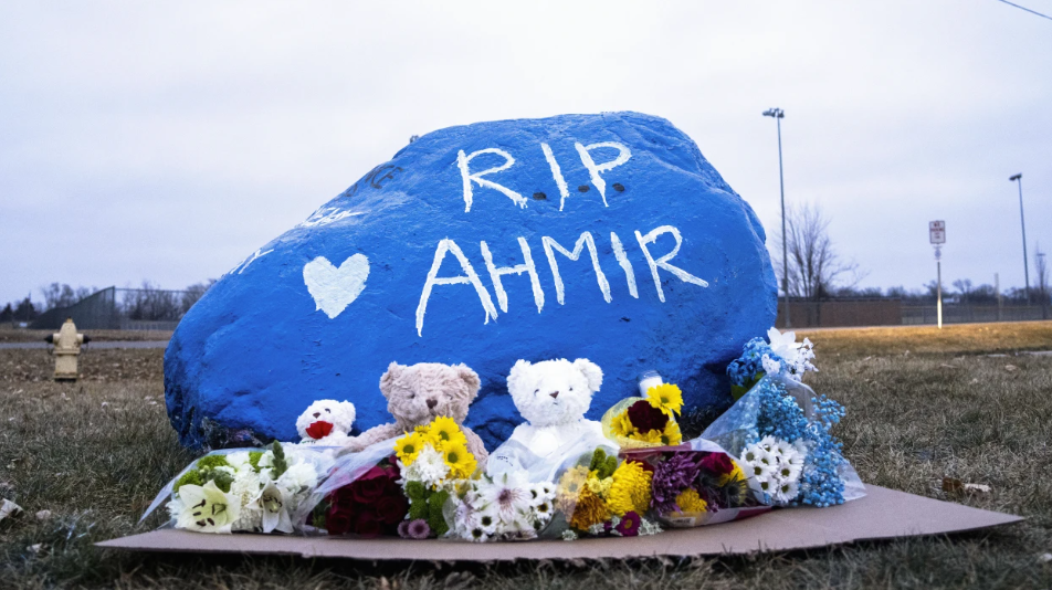 Perry Strong: How the messages to the community are helping grieving ...