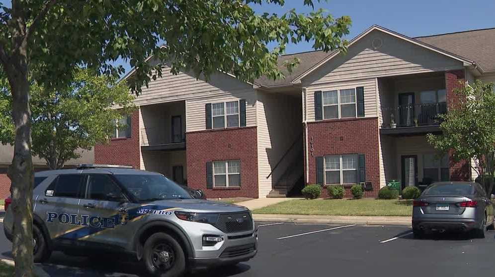 Shootout in Valley Station leads to teen killed, 2 other injured