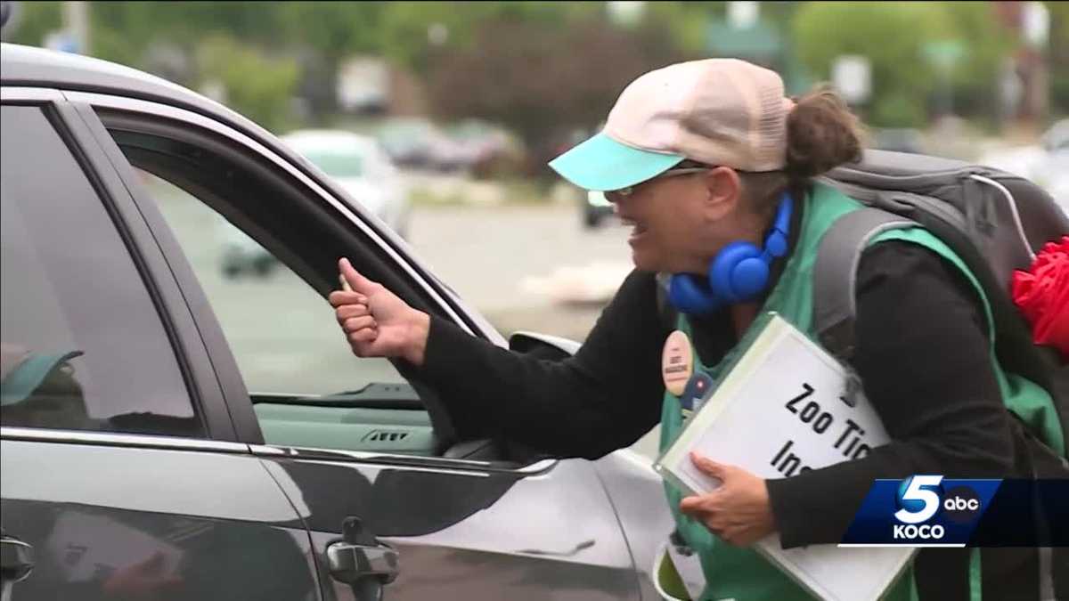 The Curbside Chronicle ready to publish 100th issue