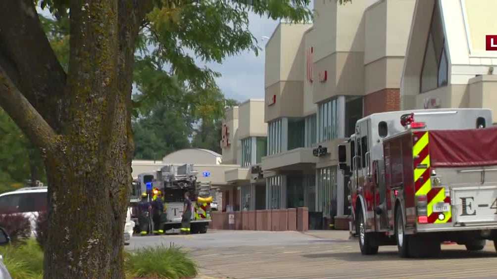 Can redemption center at Des Moines Hy-Vee location evacuated after fire