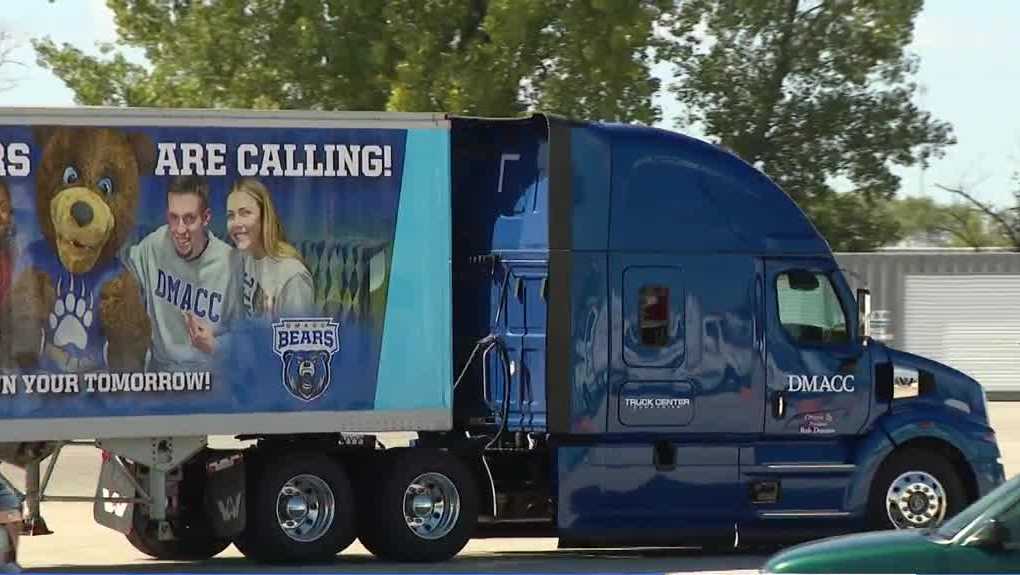 DMACC unveils new transportation institute