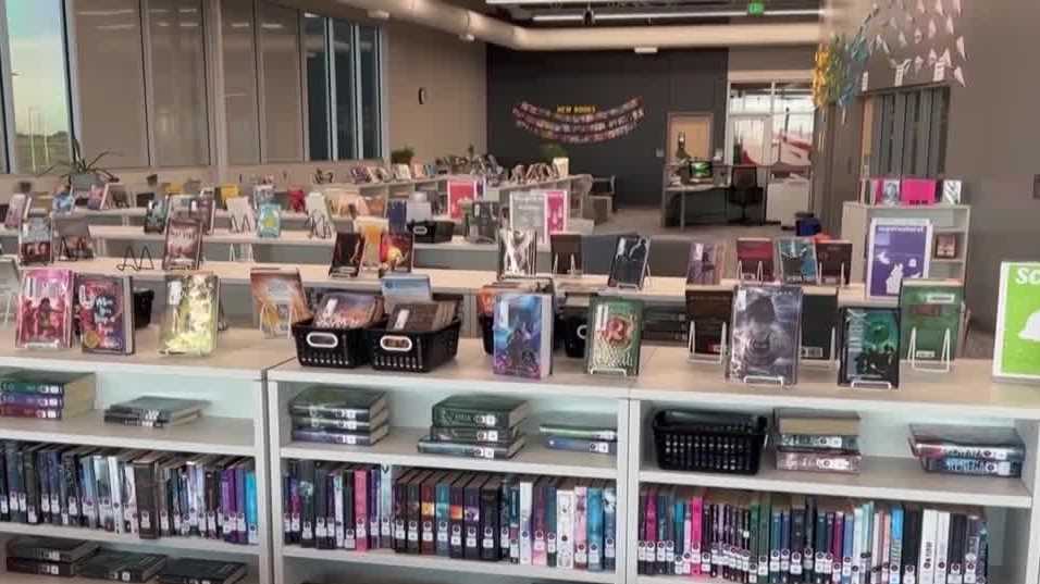 Iowa law banning school library books that depict sex acts on hold again after a new federal ruling