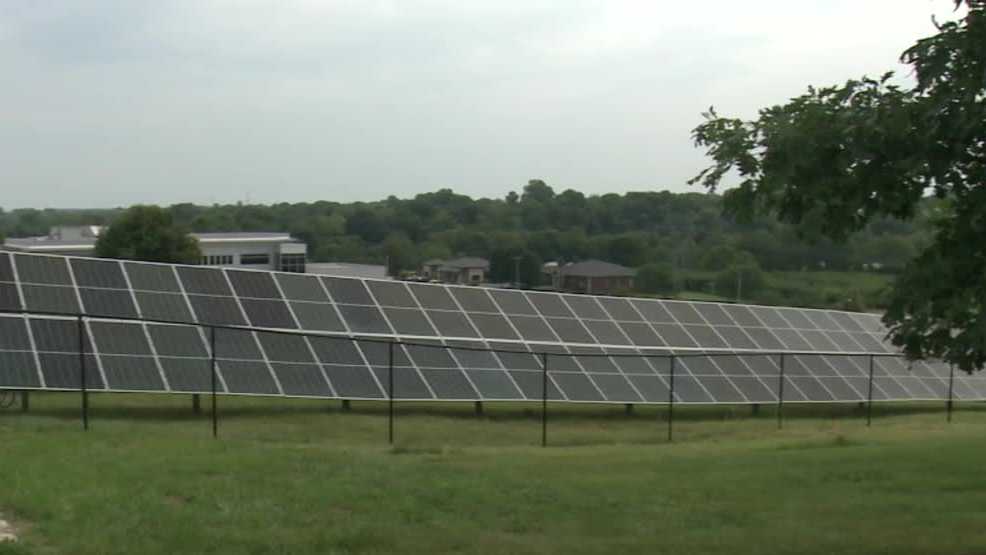 Frankfort celebrates its first solar farm