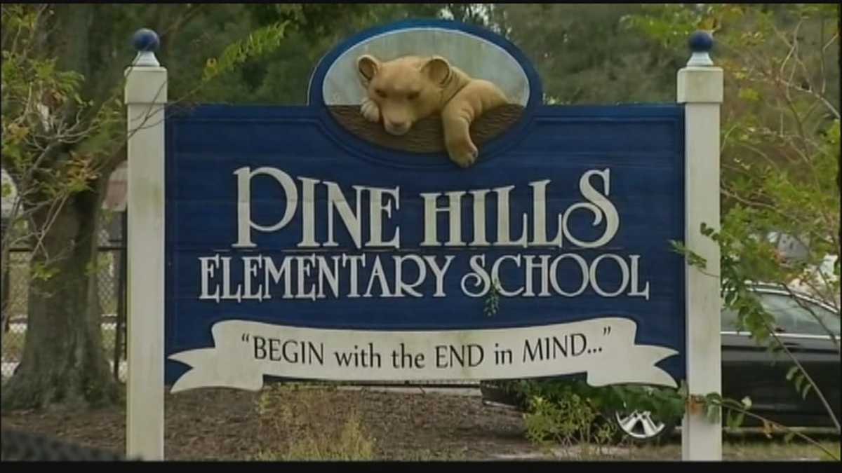 Elementary student brings knife to school, officials say